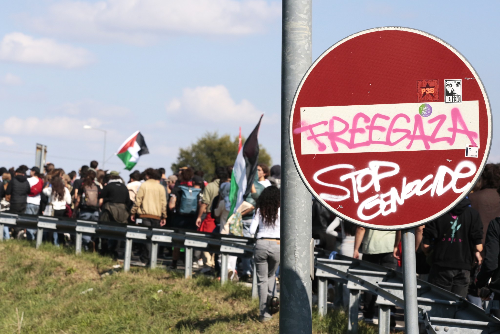 The Italian Model: How Workers Shut Down Italy For Palestine - The ...